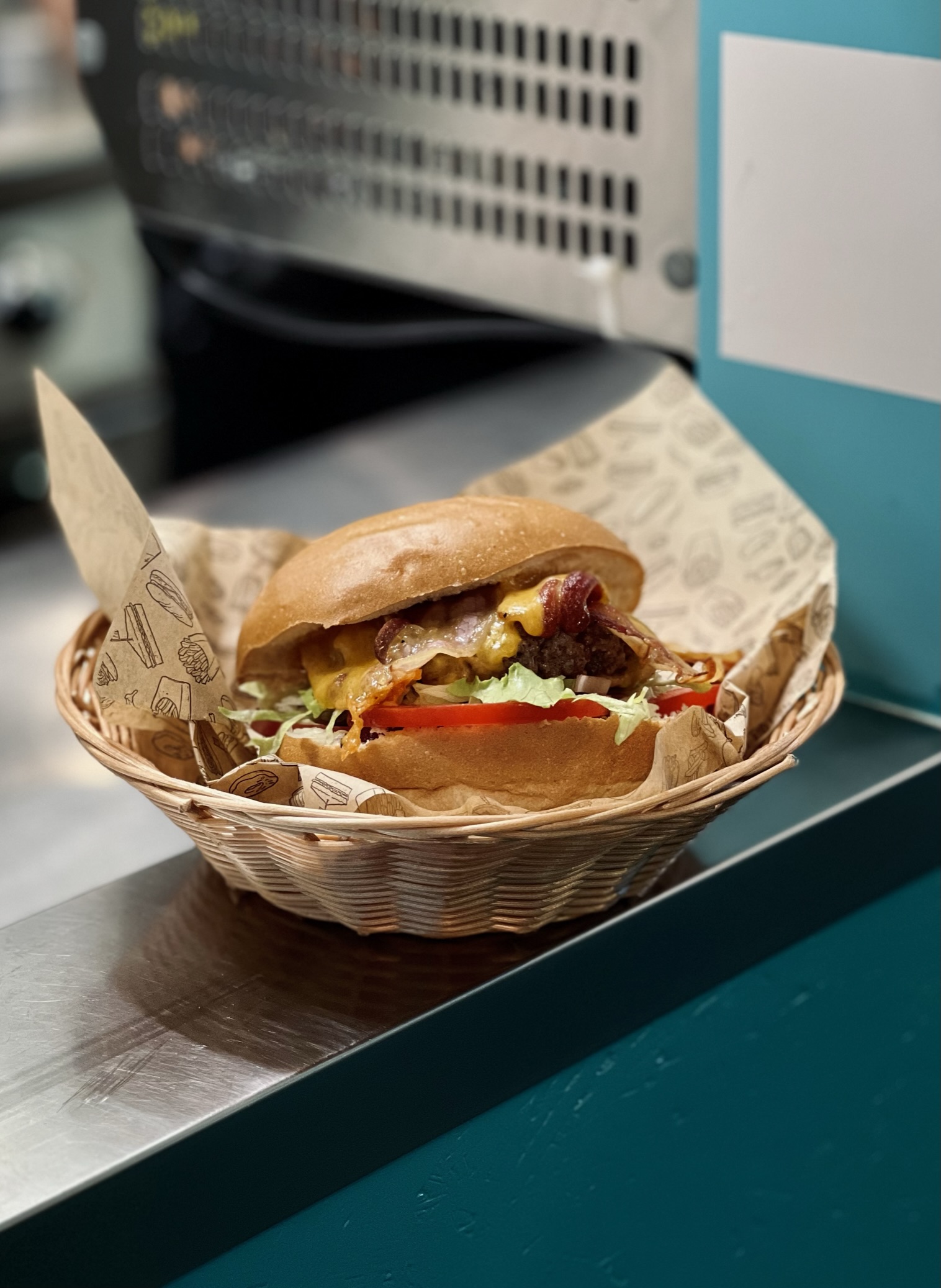 Burbee - Artisanal burger and beer